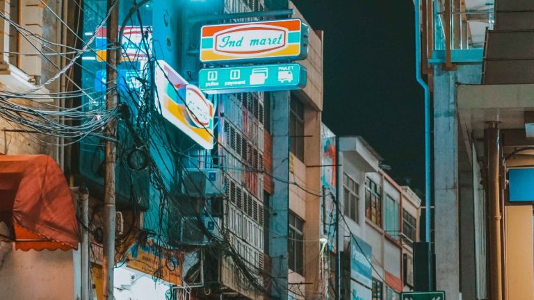 5 Cara Pasang Lampu Led Neon Box 2024