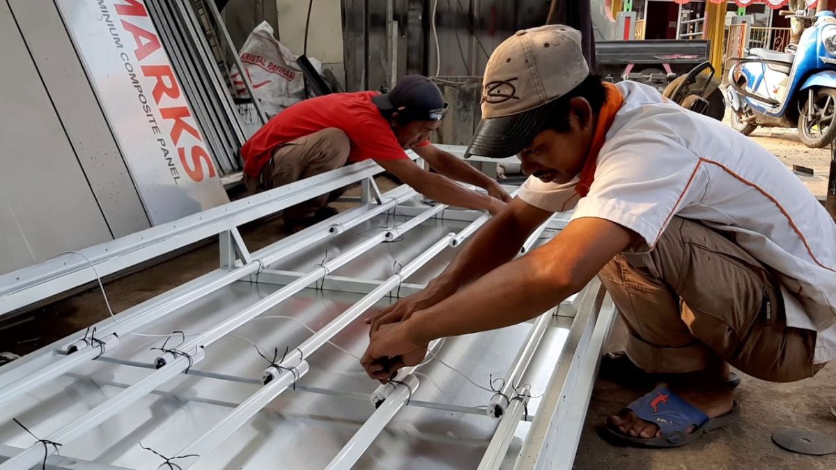 5 Cara Pasang Lampu Led Neon Box 2024