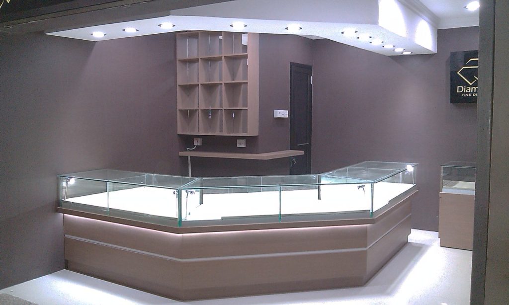 Rekomendasi Desain Interior Toko Emas Terbaru yang Bikin Pelanggan Betah